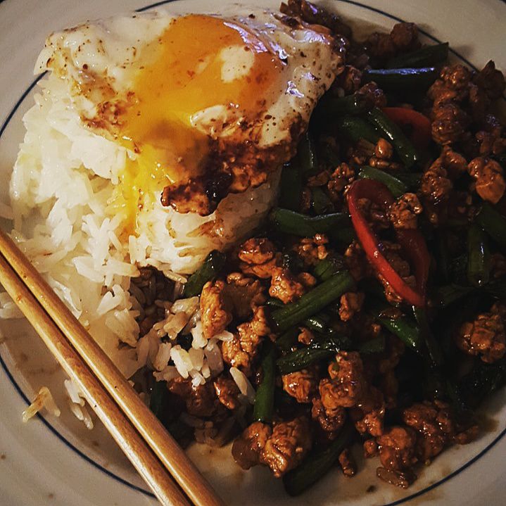 Pad Kra Pao Gai – Thai Basil Chicken Stir Fry with perfect Thai Jasmine ...